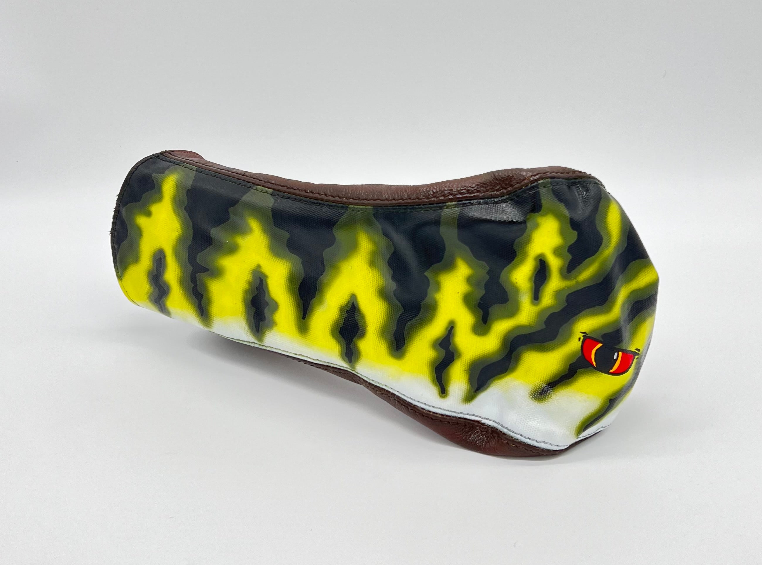 Hand painted headcovers – Fins & Pins